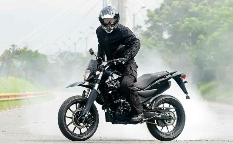 ¿Cuáles son las mejores motos AKT de Colombia?