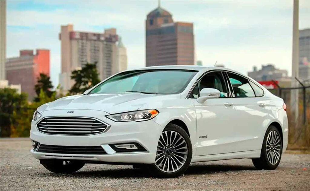 Los 4 mejores carros híbridos en México