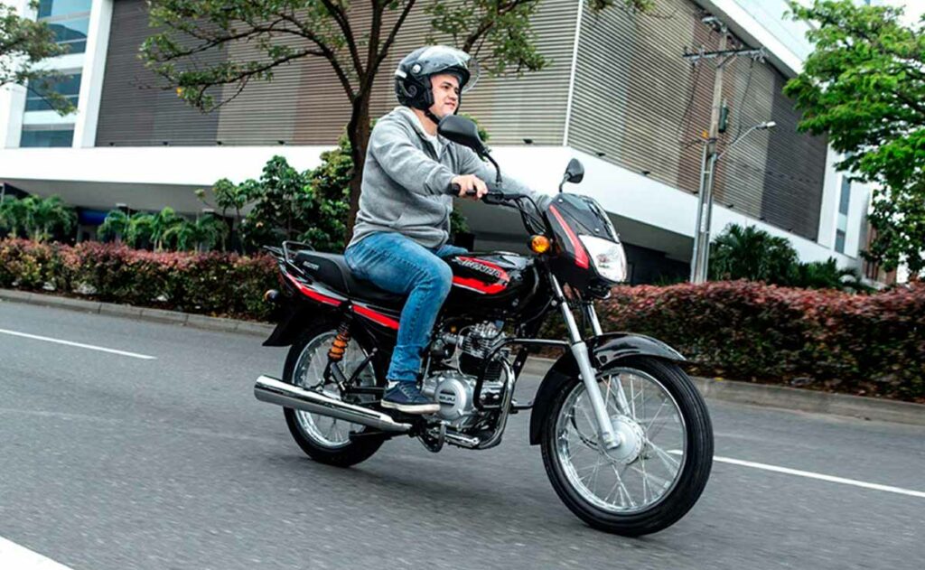 Las mejores motos de baja cilindrada para viajar: confiabilidad y comodidad