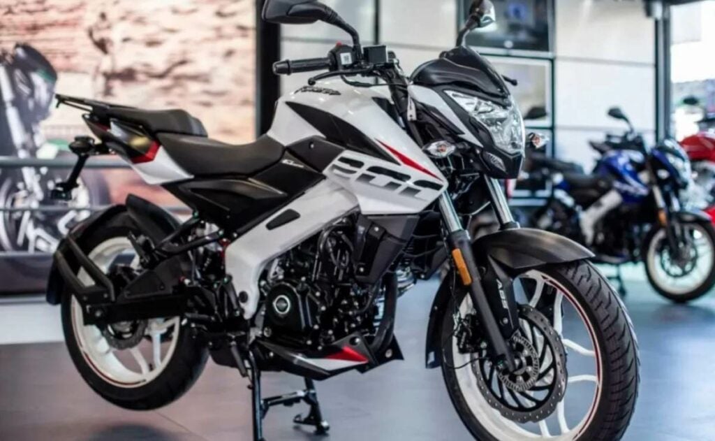 Bajaj NS 200 y su revolución en el mercado argentino