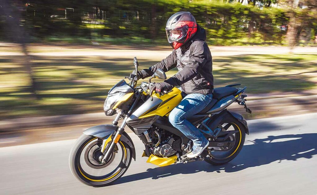 ¡Así es la Nueva Bajaj NS 200!