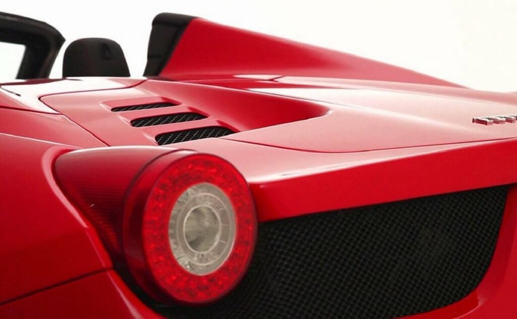 Lujoso, mítico y exclusivo: ¡Conoce la Ferrari de Neymar!