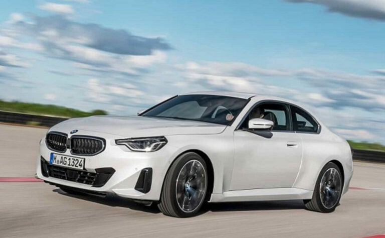 Elegancia y tecnología se unen: ¿Cómo es el nuevo BMW 220i Coupé Advantage?