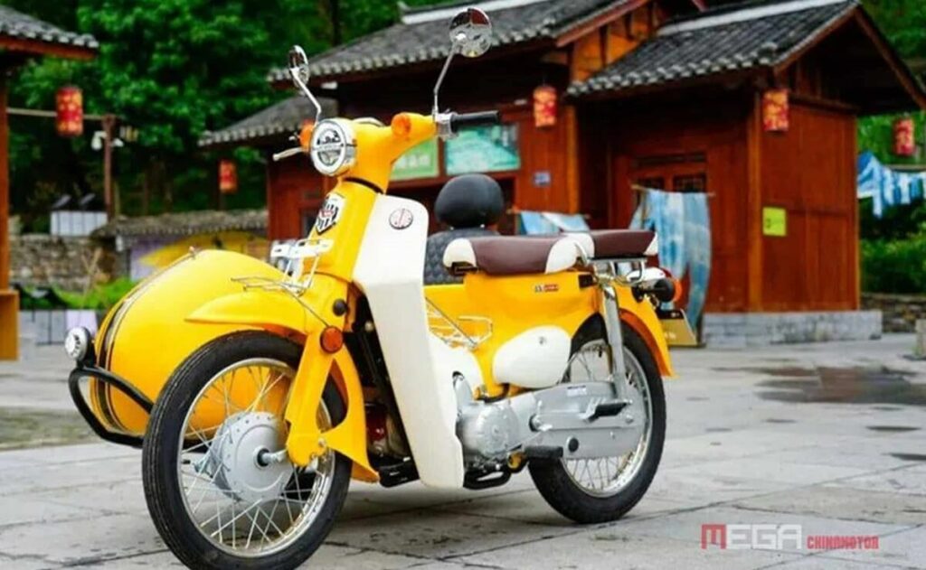 Un chino elogia a un japonés: ¡Conoce la Jialing CoCo Sidecar y a quién ...
