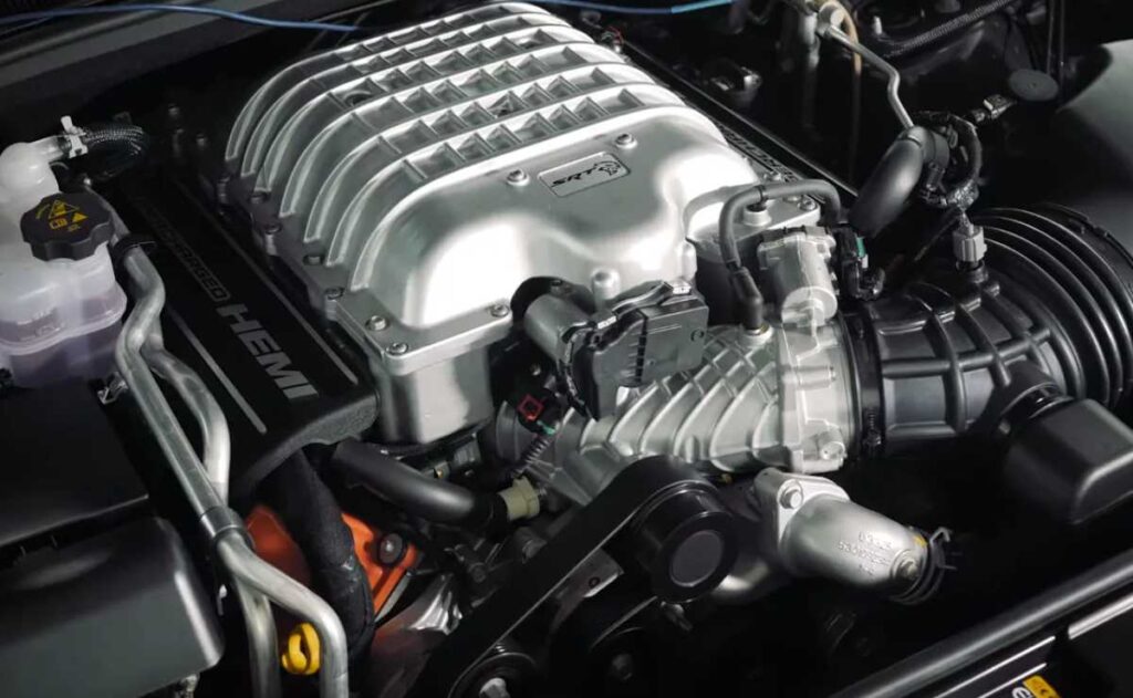 Stellantis resucita el icónico motor Hemi V8 para un clásico muscle car