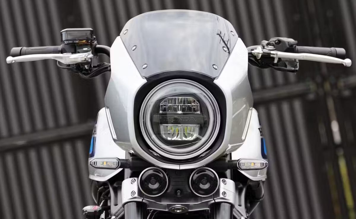 Honda CB1000 F: La Revolución Neo-Retro Que Reinventa el Mercado