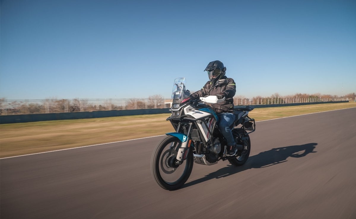 CFMoto 450MT: La Aventurera que Revoluciona el Segmento de Motos Trail