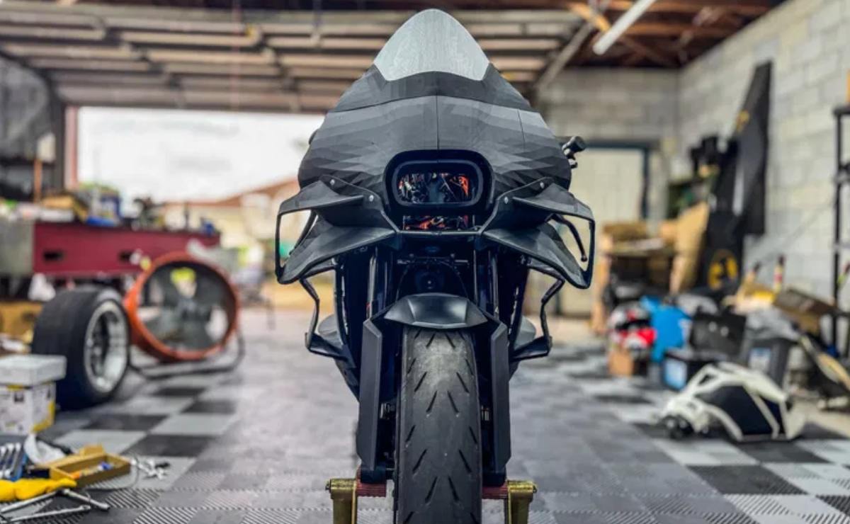¿Un MotoGP en la Calle? Así es la Impresionante KTM RC1390R de Jonathon ...